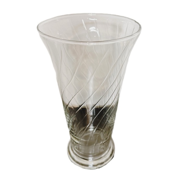 Accents | Vintage Clear Ribbed Glass Flower Home Decor Cottagecore Vase ...